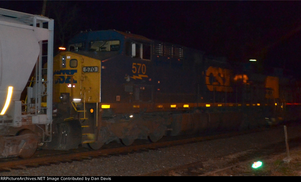 CSX CW44AH 570 trails an ES44AH on Q438-12